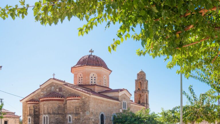 Mani - A History - From Ancient Times to Modern Day