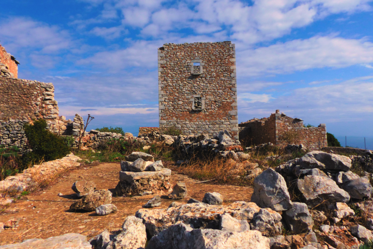 Mani Tower Houses - Everything Mani - Your guide to Mani in Greece